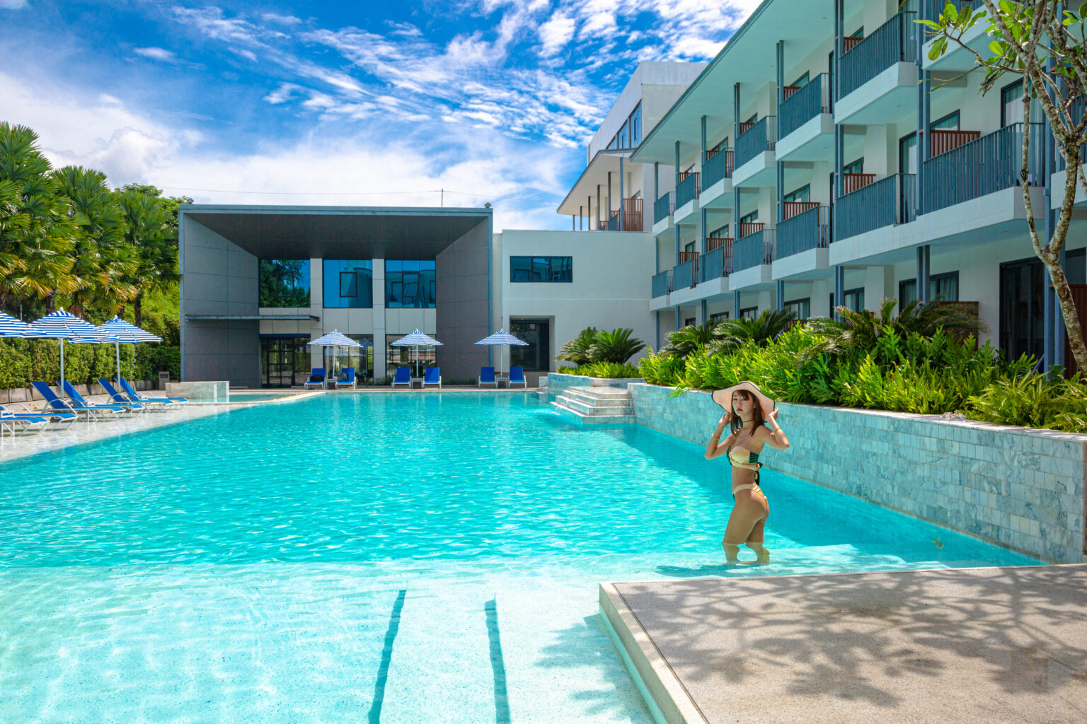 運営者情報 - erovers.jp